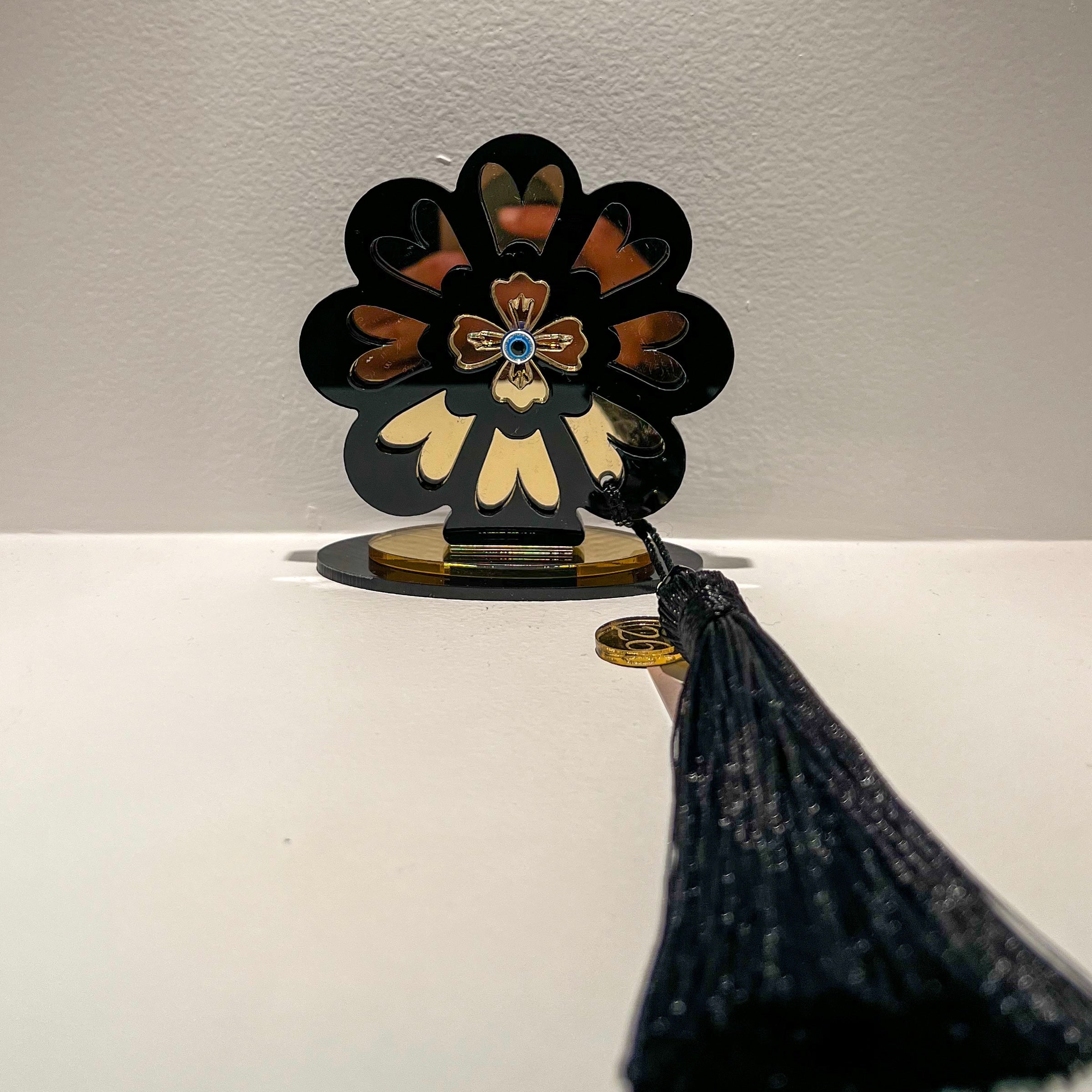 Gouri Black Clover Eye – Mimi Mati